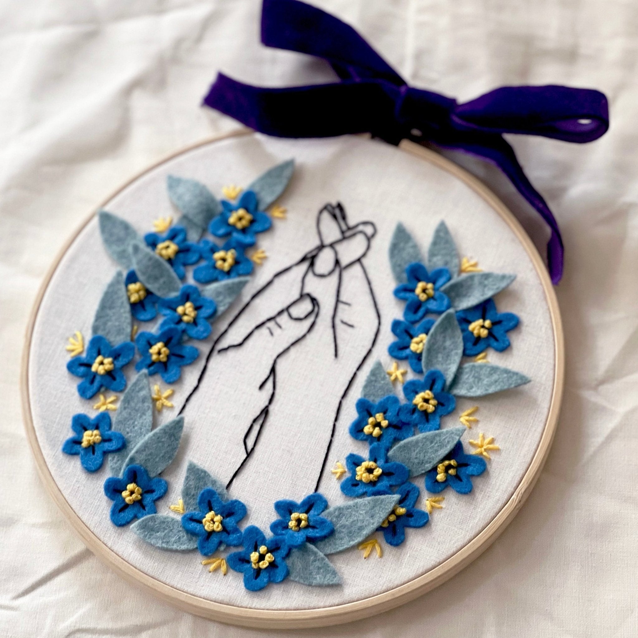 "Mum and I" embroidery - Digital Download – MakeBox & Co.