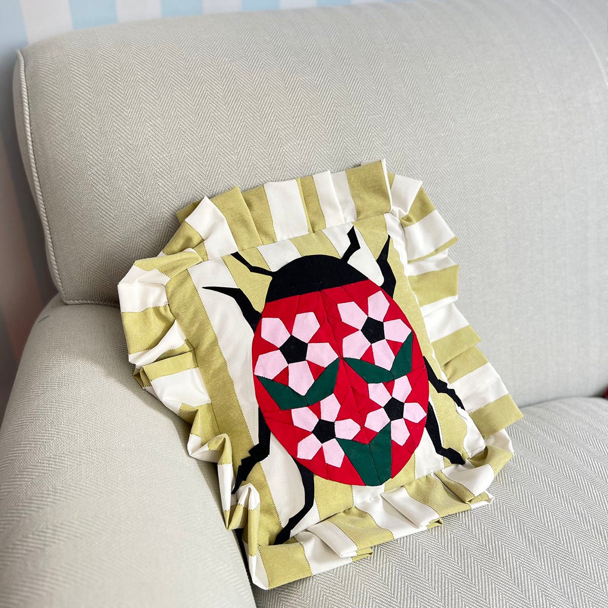 Project of the week: English Paper Piecing Ladybirf